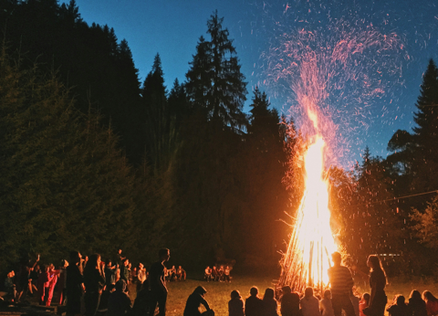 Olofsfors AB önskar alla en Trevlig Valborg - Olofsfors